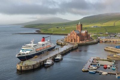 Cruise Ship Passenger Port of Call Guide to Kirkwall, Scotland 🛳️